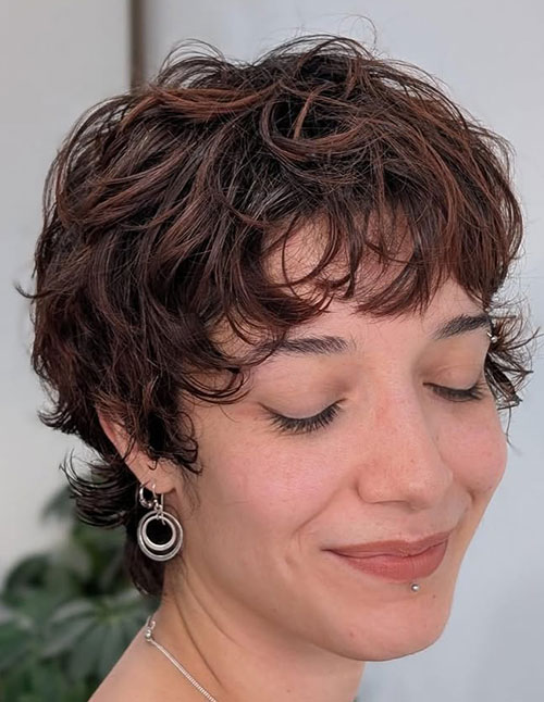22 Mixie Haircut Ideas For A Chic Short Hair Upgrade - LaylaShine